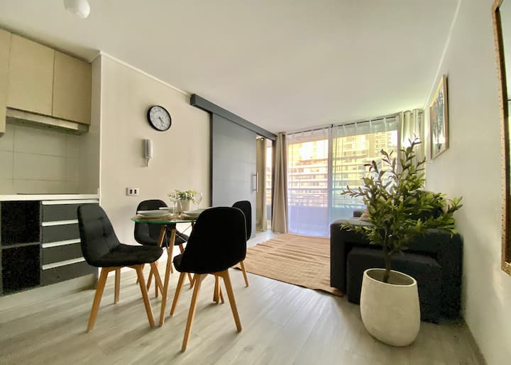 Parking, A. Acondicionado, Gym, Wifi, Metro. - Santiago, Şili