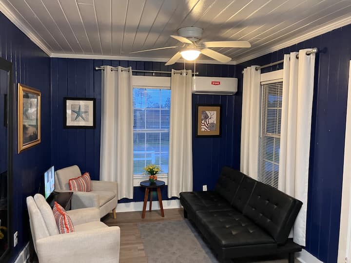 Cruise Three Miles To The Beach Enjoy, Your Porch - Navarre, FL