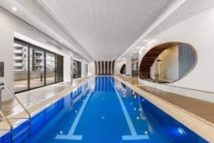 Yarra Luxe | Free Pool |Gym| Spa|4 Bed |Saga Stays - Melbourne
