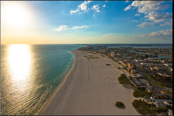 Beach Bliss | 1br Retreat Steps From Gulf Shores - Treasure Island, FL