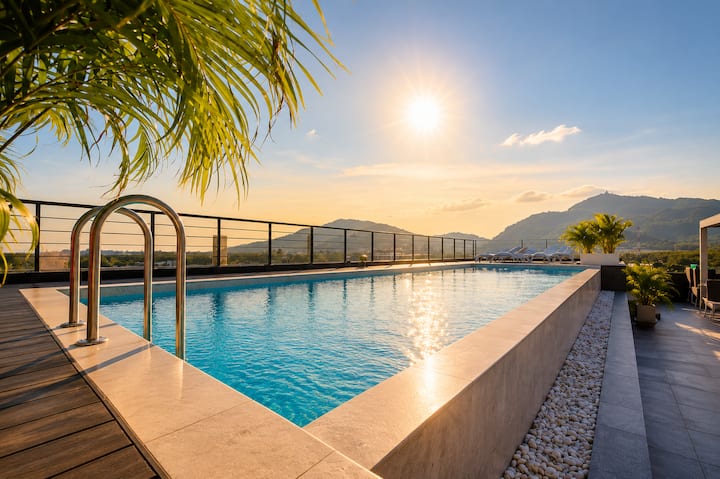 Condo Avec Piscine Sur Le Toit Et Salle De Sport - Phuket
