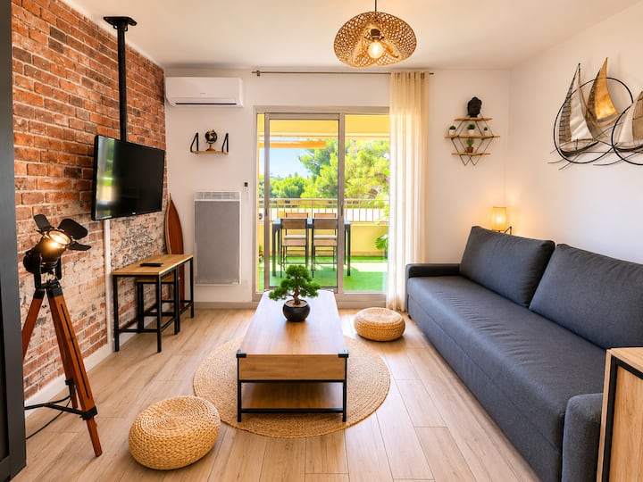 Séjour Face à La Mer – Studio Cabine Climatisé - Sanary-sur-Mer