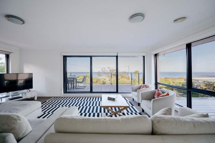 Great Ocean Family Escape With Pool & Ocean Views - Anglesea