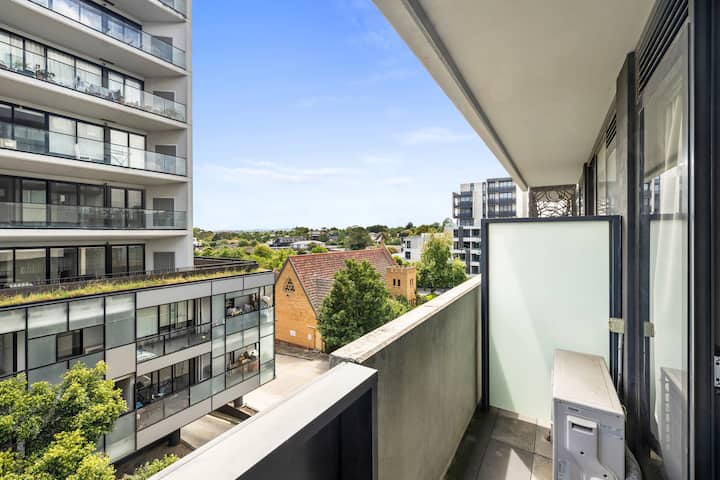 Anina - Courtyard Studio Apartment - Box Hill