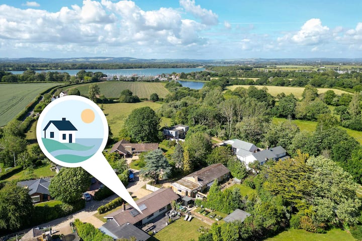 Scandi-style Birdham Retreat With Hot Tub & Garden - Bosham