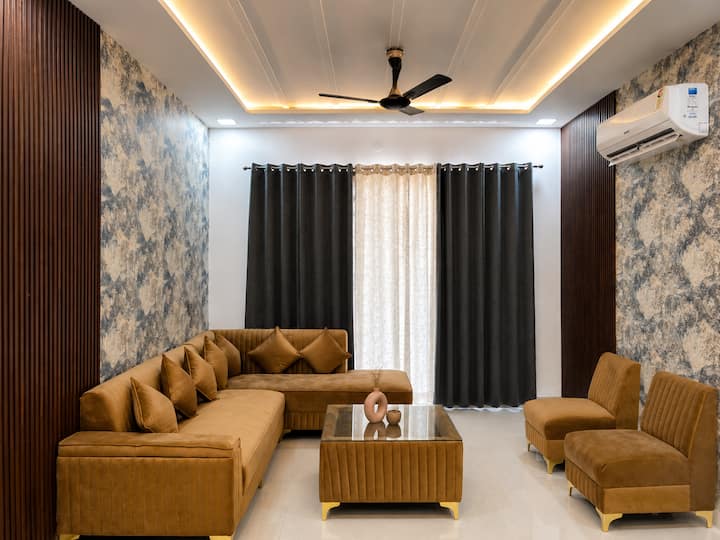 Evora House | 3bhk | Near Airport | Family Groups - Sahibzada Ajit Singh Nagar
