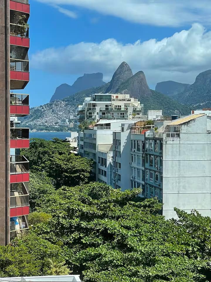 Flat No Arpoador Com Vista A Ipanema - Pool/park - Ipanema