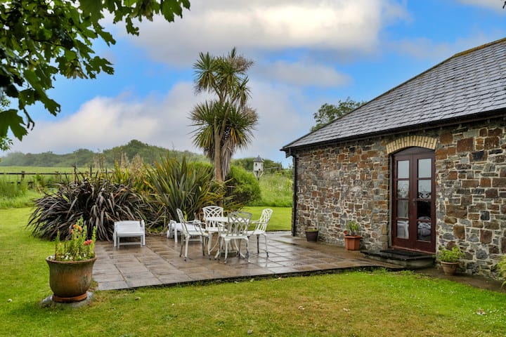 Finest Retreats | Roost, Quinceborough Farm - Widemouth Bay