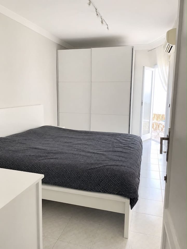 Habitación Con Balcón Y Aire Acondicionado - Palma