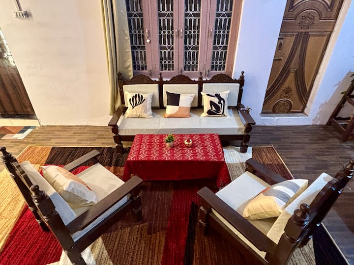 Anora Stays | Ac Dorm Near Krishna Janmabhoomi - Mathura