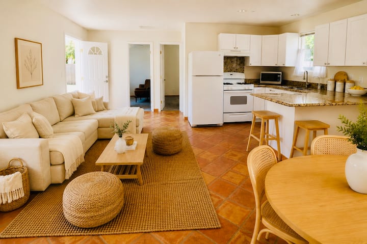 Ojai Orchard House - Private Standalone Home - Ojai, CA