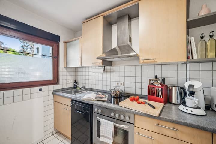 Close To Whu | 3 Bedrooms | Smart Tv | Kitchen - Bendorf