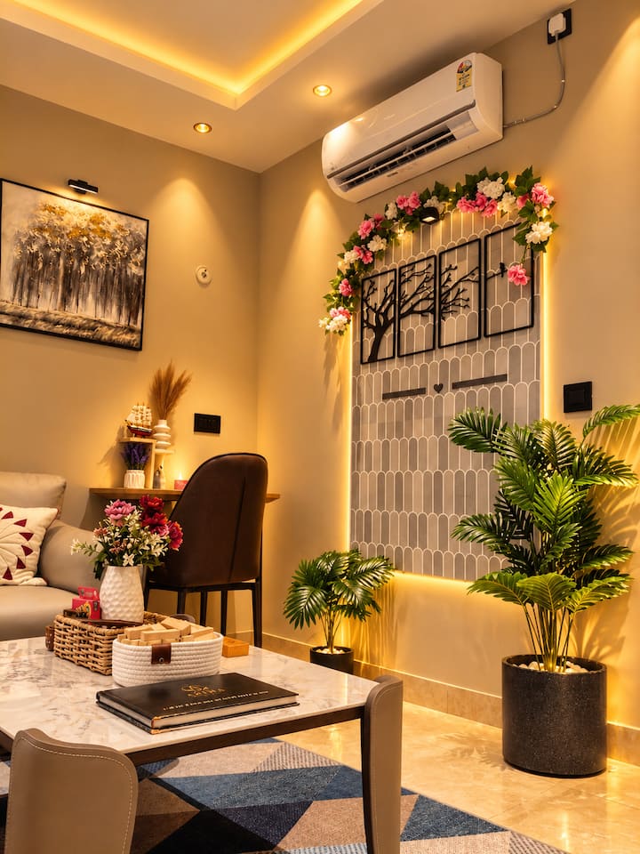 Casa Solaria | Cozy Couple Friendly Studio - Noida