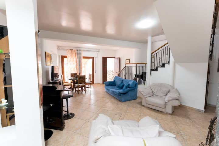Mari E Sciuri Holiday Home - Termini Imerese