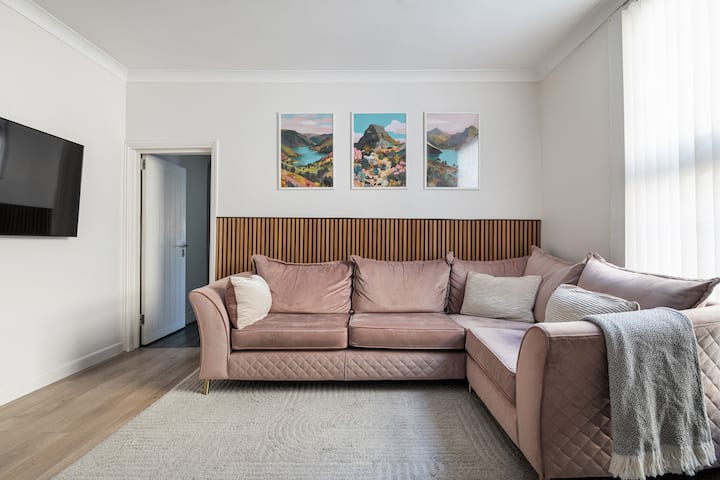 Modern 4br House | Ps5 | Large Garden & Patio - Hayes