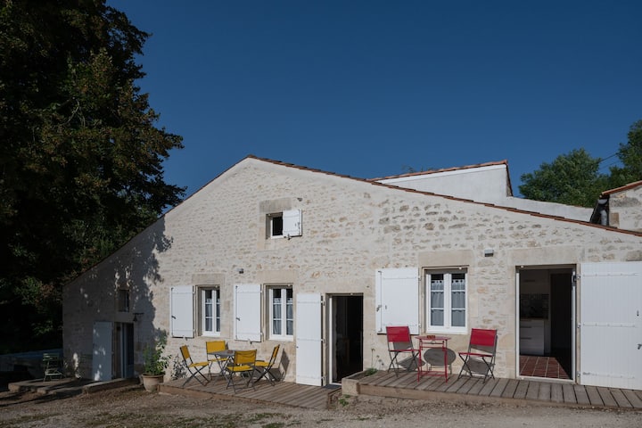 3 Gîtes Mitoyens Convivialité Et Intimité - Charente-Maritime