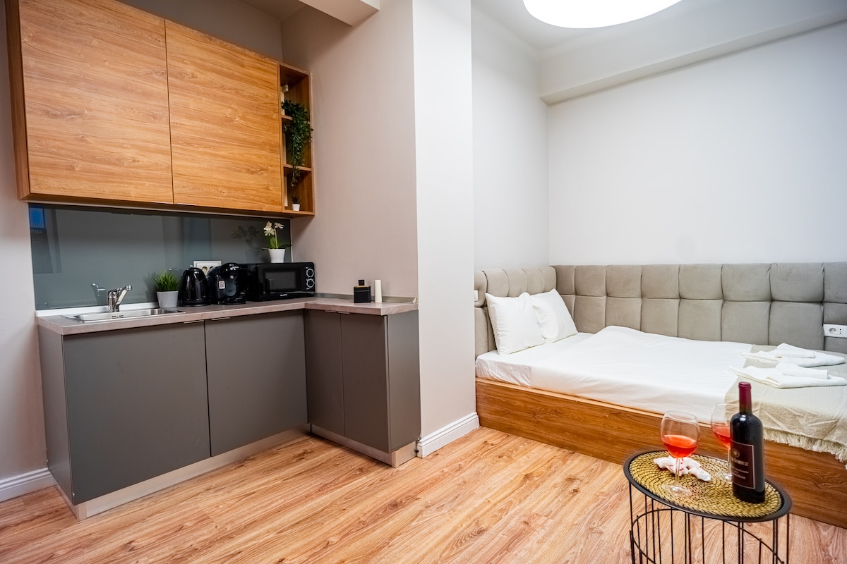 Chic Studio near Calea Victoriei & Old Town - Serviced apartments for ...