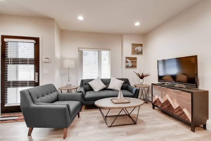 The Hollyhock Hideaway | Close To Slopes - Georgetown, CO