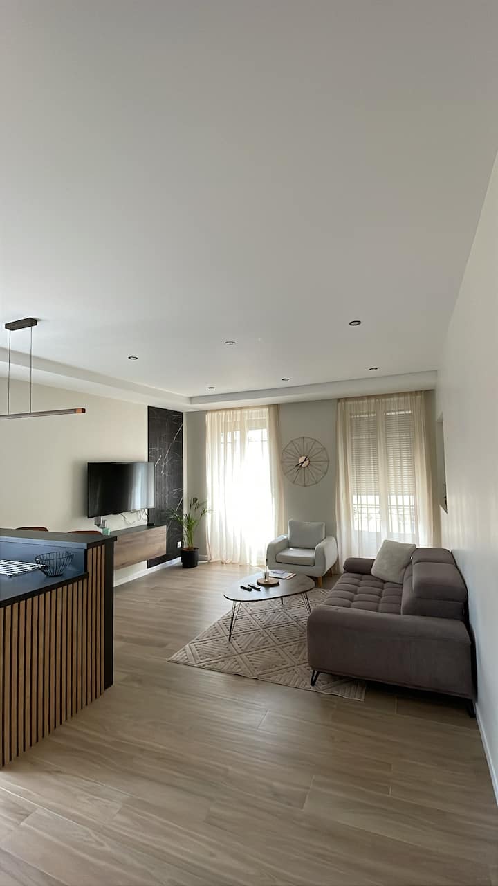 Appartement Moderne Situé En Centre-ville - Mâcon