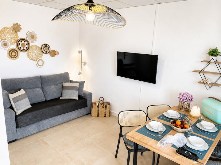 Elegante Apartamento Con Vistas Al Mediterráneo - Calella