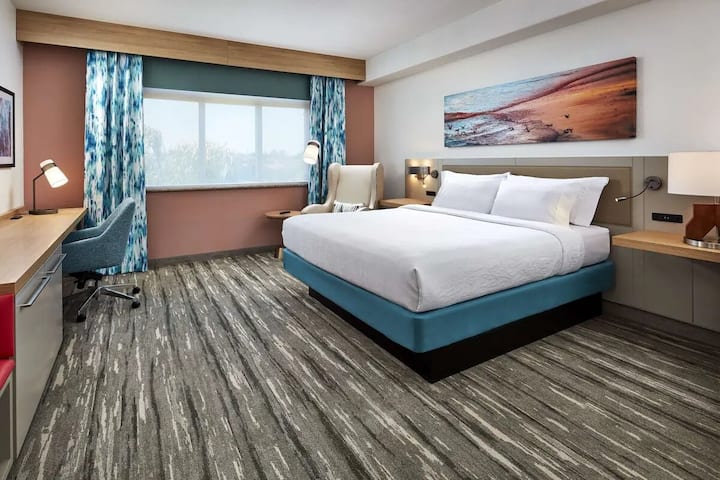 King Room L Outdoor Pool L Coastal Convenience - Pismo Beach, CA