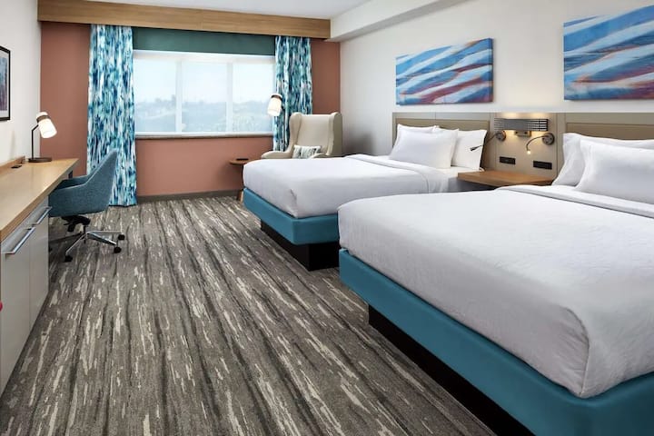 Wind-down Coastal Room Perfect For Beach Getaways - Pismo Beach, CA