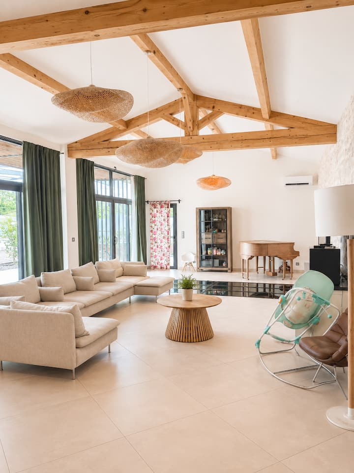 Prestige : Grande Villa Provençale Et Moderne - Avignon
