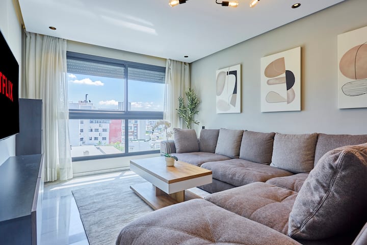 Elegant Palmier Stay | King Bed & City Living - Casablanca