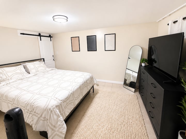 Modern Suite, Parking, Ev Charger, Easy Nyc Access - Jersey City, NJ