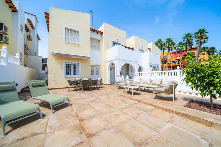 Relax In Style | Large Sunny Terrace | Villamartin - Playa Flamenca
