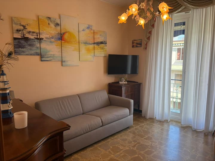 Alassio Central Luxury Apartment, 50mt. From Sea - Alassio