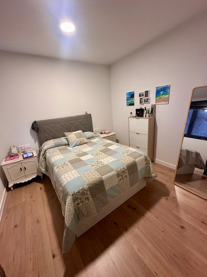 Apartamento De 1 Habitacion Con Piscina Y Gym - Móstoles