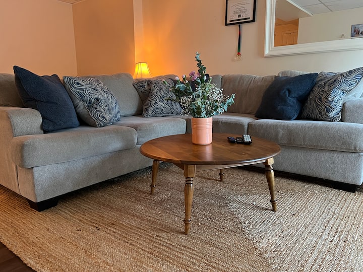 Private Lower-level Guest Suite W/ Backyard Access - Fairfax, VA