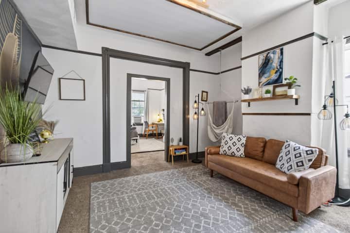 Port Peaceful, Backyard, Cozy Beds! Family Ready - Portsmouth, VA