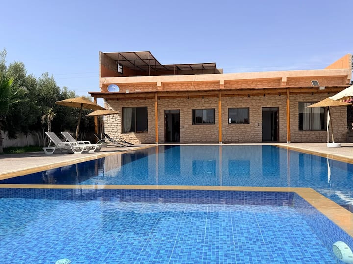 Havre De Paix Avec Grande Piscine Et Terrasse - Essaouira