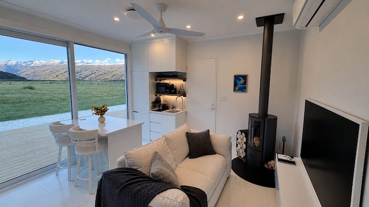 Reindeer Clubhouse - Gym + Sauna + Hot Tub + Stars - Kingston