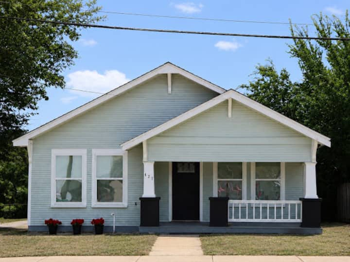 Belle On Belton :Historic Main St Walk To Downtown - Belton, TX