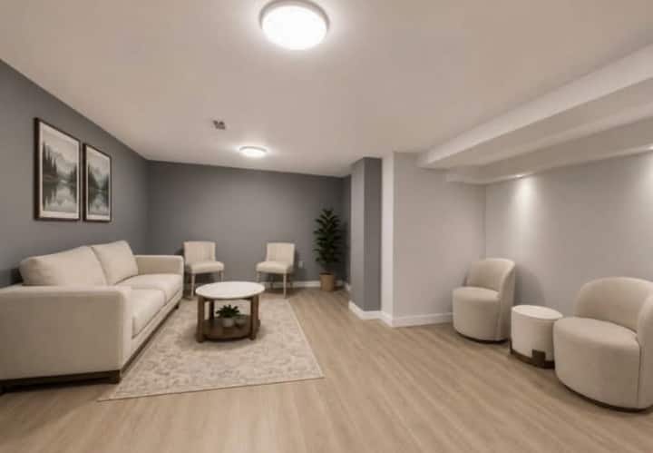 Spacious Family Home In A Quiet Neighborhood - Sault Ste. Marie