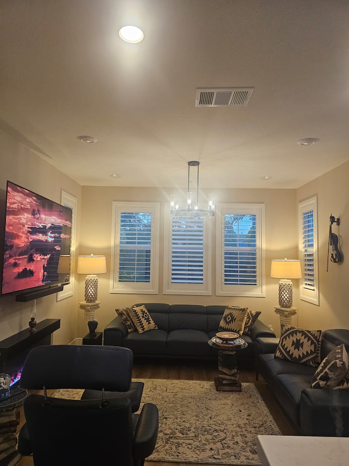 Serene Luxury Retreat In Beautiful Sunny Carlsbad - Encinitas, CA