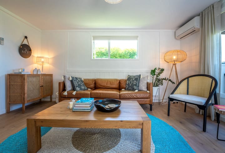 Bach 14  Relaxed Family Escape In Blackpool - Waiheke Island