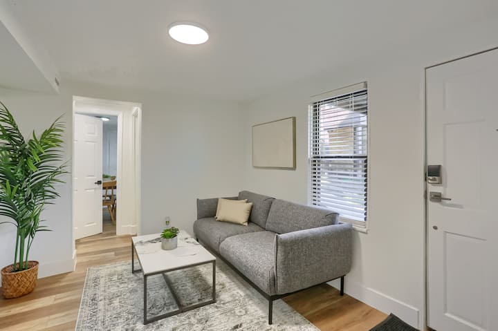 Dormont/potomac @4 Cozy & Central 2bd Apartment - Pittsburgh
