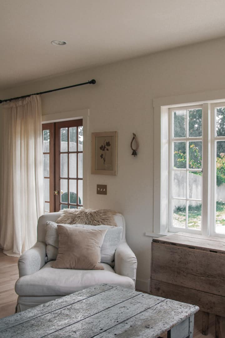 Farm Stay At Beautiful Heritage Farm & Orchard - Salt Spring Island