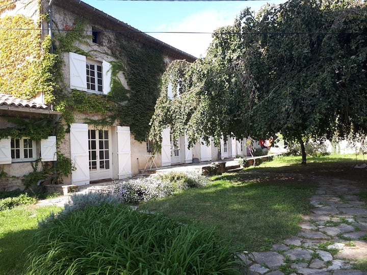 Belle De Maison De Campagne - 6 Personnes - Montélimar