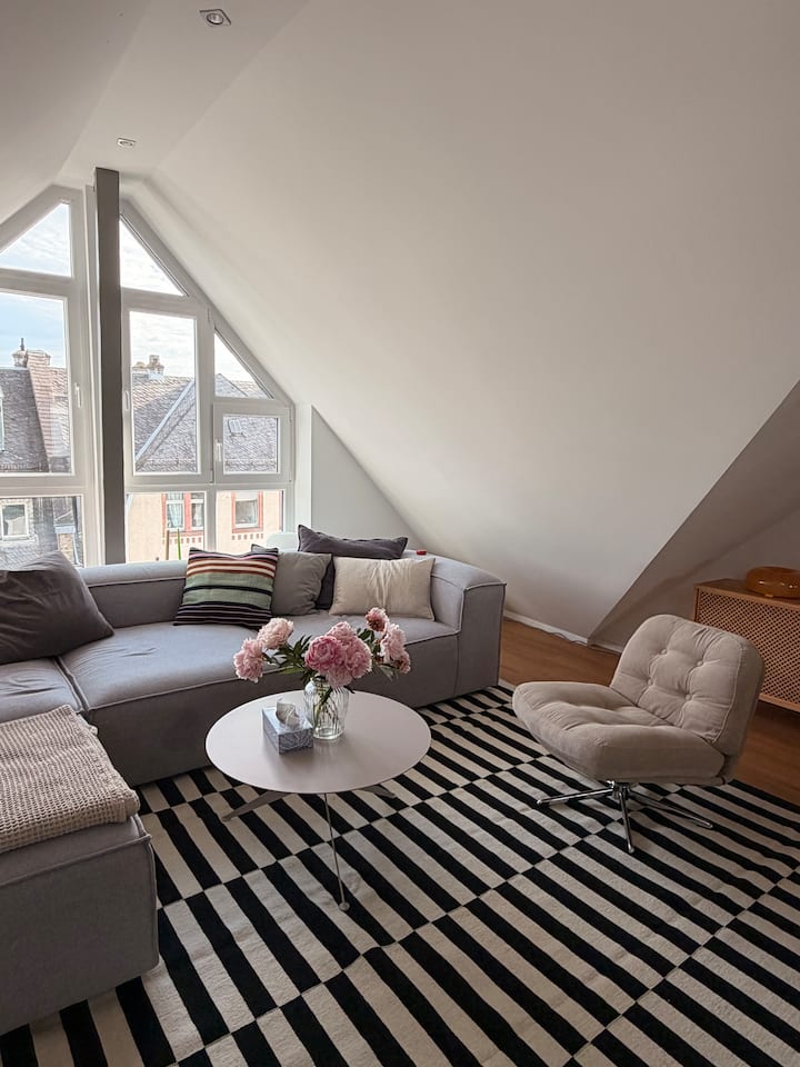 Helle Wohnung Mit Dachterrassen In Bornheim Mitte - Frankfurt nad Menem