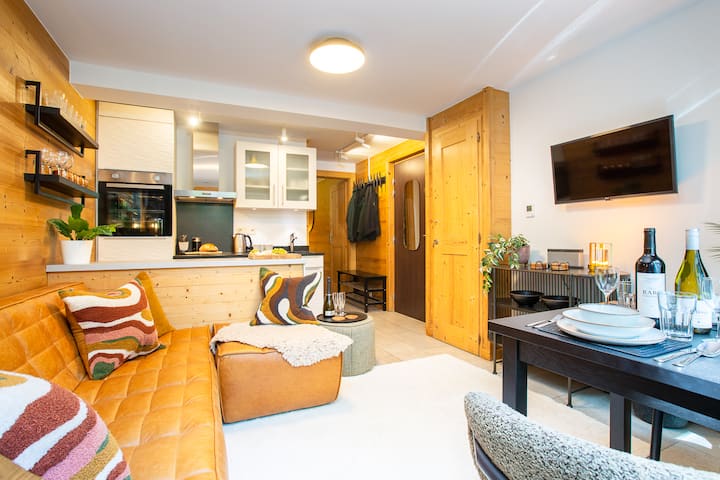 The Jazz Pad | More Mountain | Central Morzine - Morzine