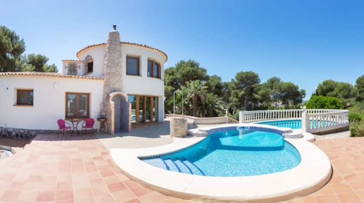Fantastic Classic Spanish Style Villa With Seaview - Jávea