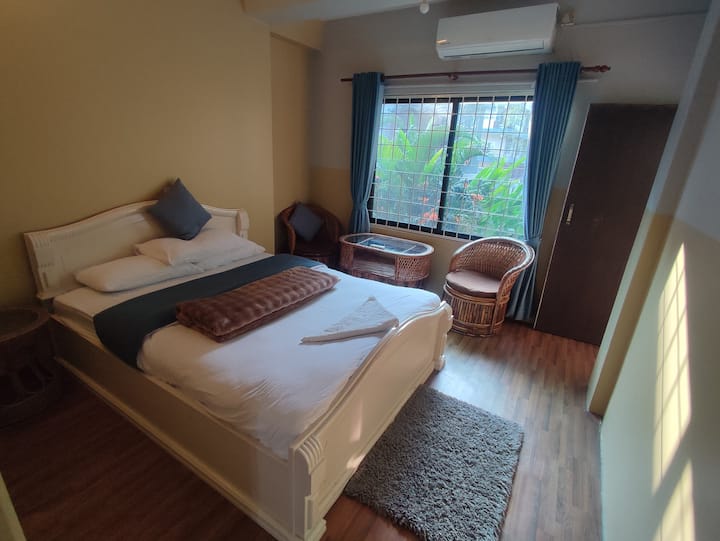 Orange Apartment - With Garden - 博克拉