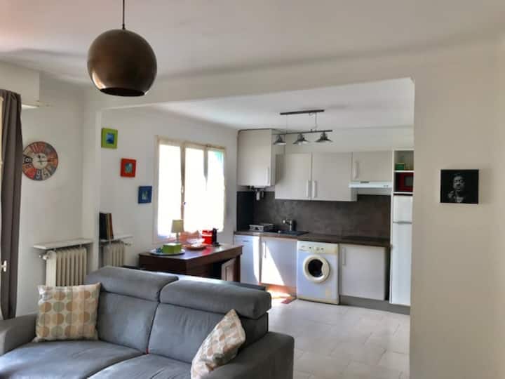 Appartement Lumineux Avec Balcon - Nice