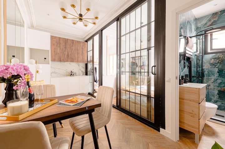 Magnífico Apartamento En Pleno Centro De Madrid - Madrid