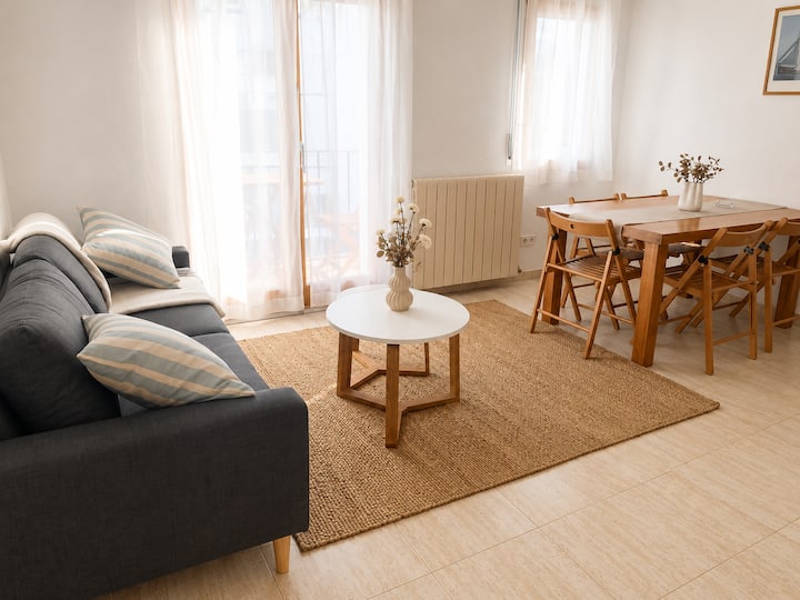 Dúplex De 2 Habitacions Molt A Prop De La Platja - Cadaqués